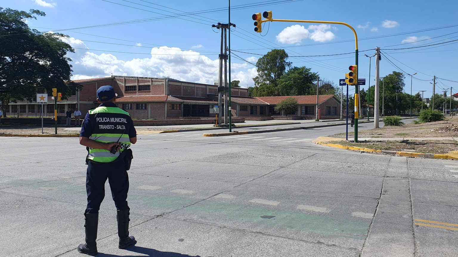 Habilitaron los semáforos de Avenida Houssay y Jaime Durand | Radio ...